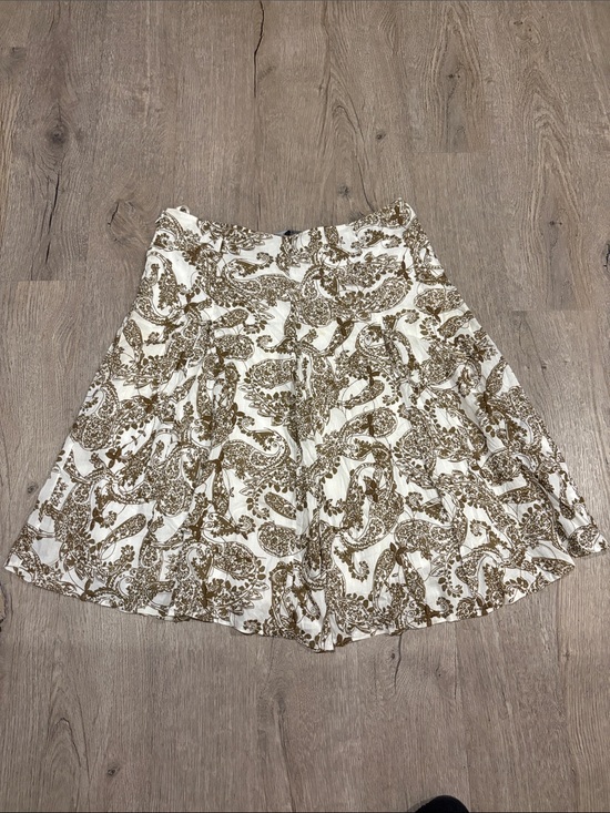 Reitmans | Skirts | Reitmans White Paisley Circle Skirt With Brown ...